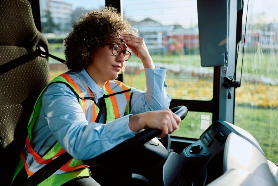 The school bus driver shortage remains severe, and bus driver pay is getting worse | Economic ...